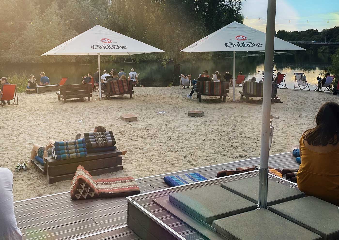 Thaise sfeer voor je strandbar: Ontdek onze Thaise kussens